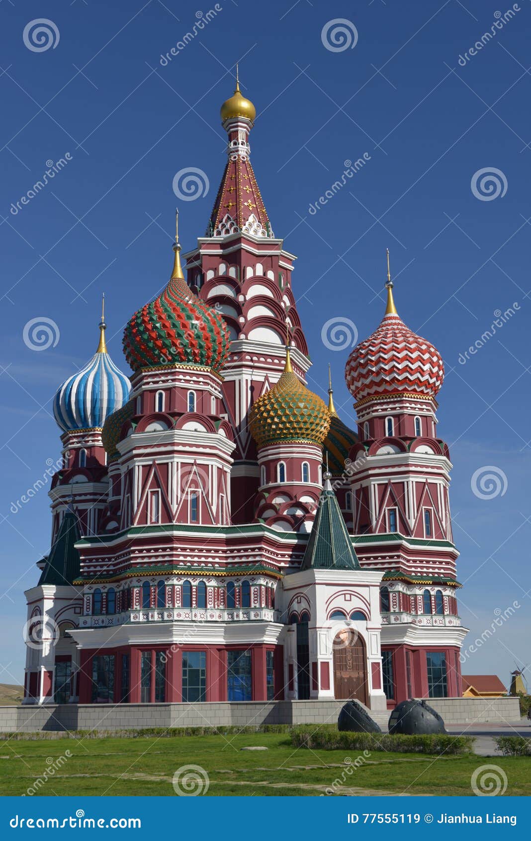 Russian style building stock image. Image of green, structure - 77555119