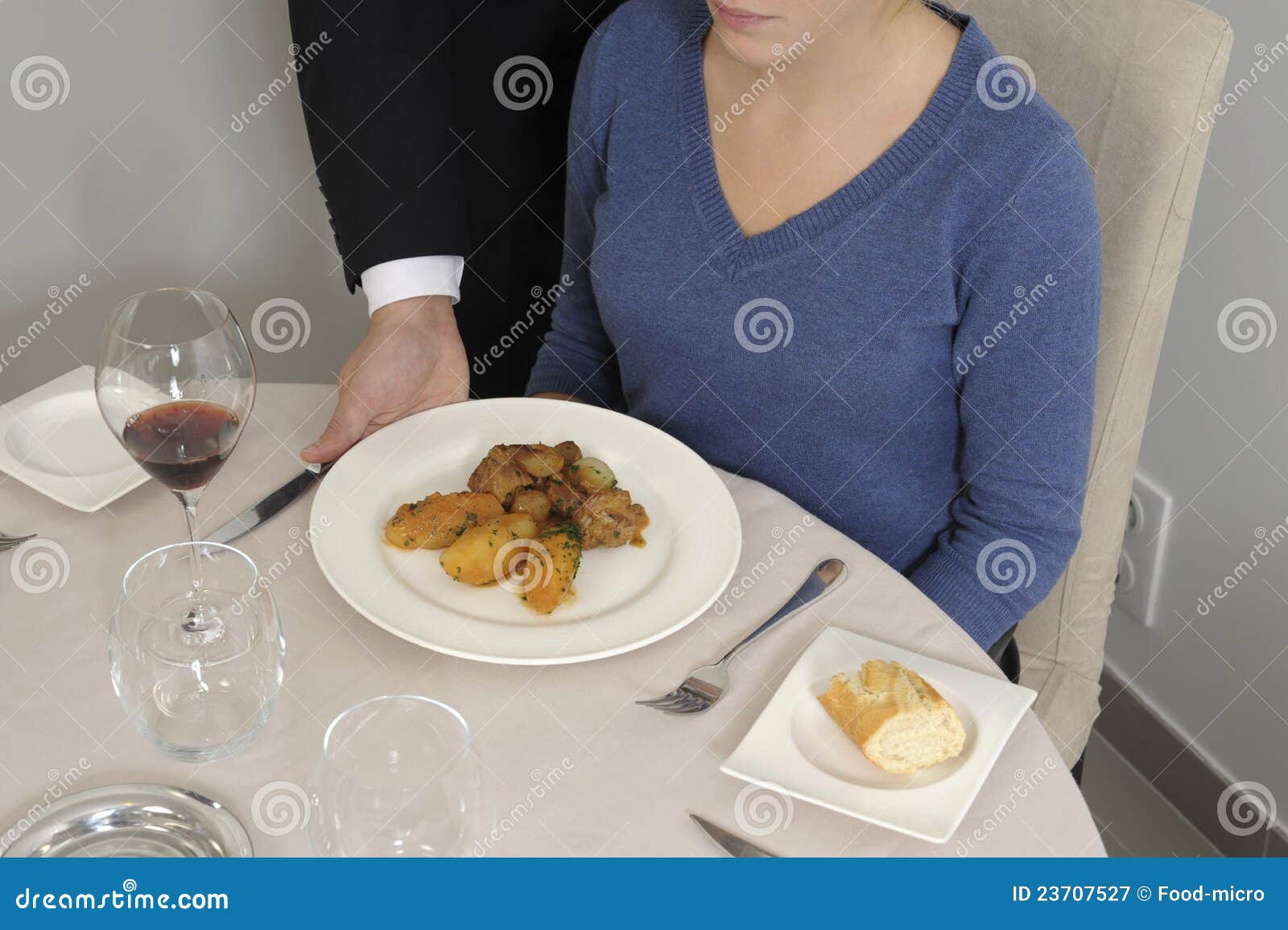 Russian-style serving editorial photography. Image of customer - 23707527