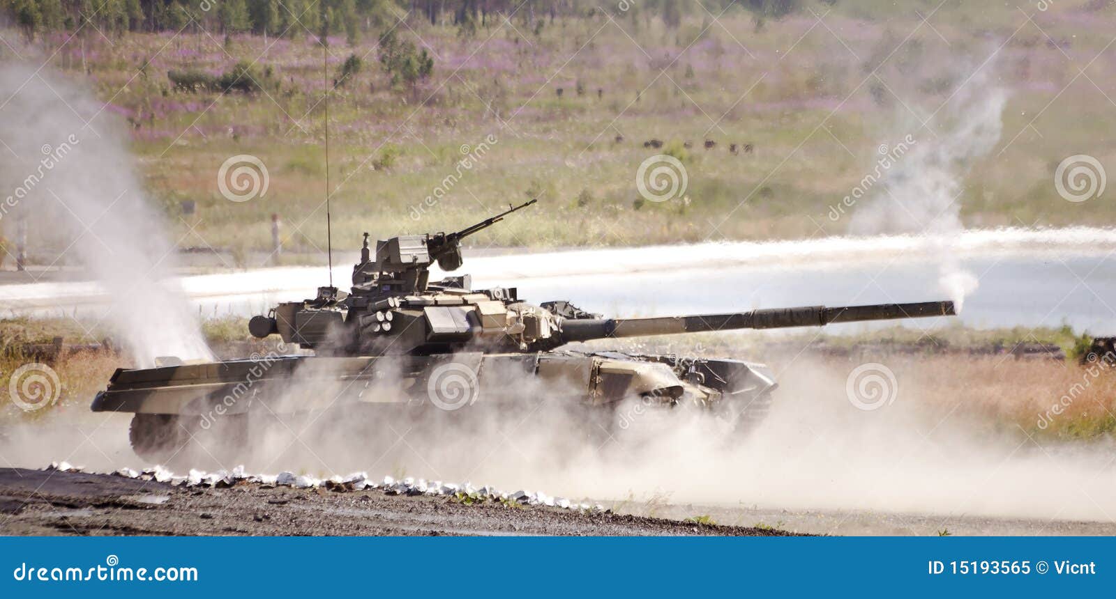 Russian tank stock image. Image of land, armored, battle - 15193565