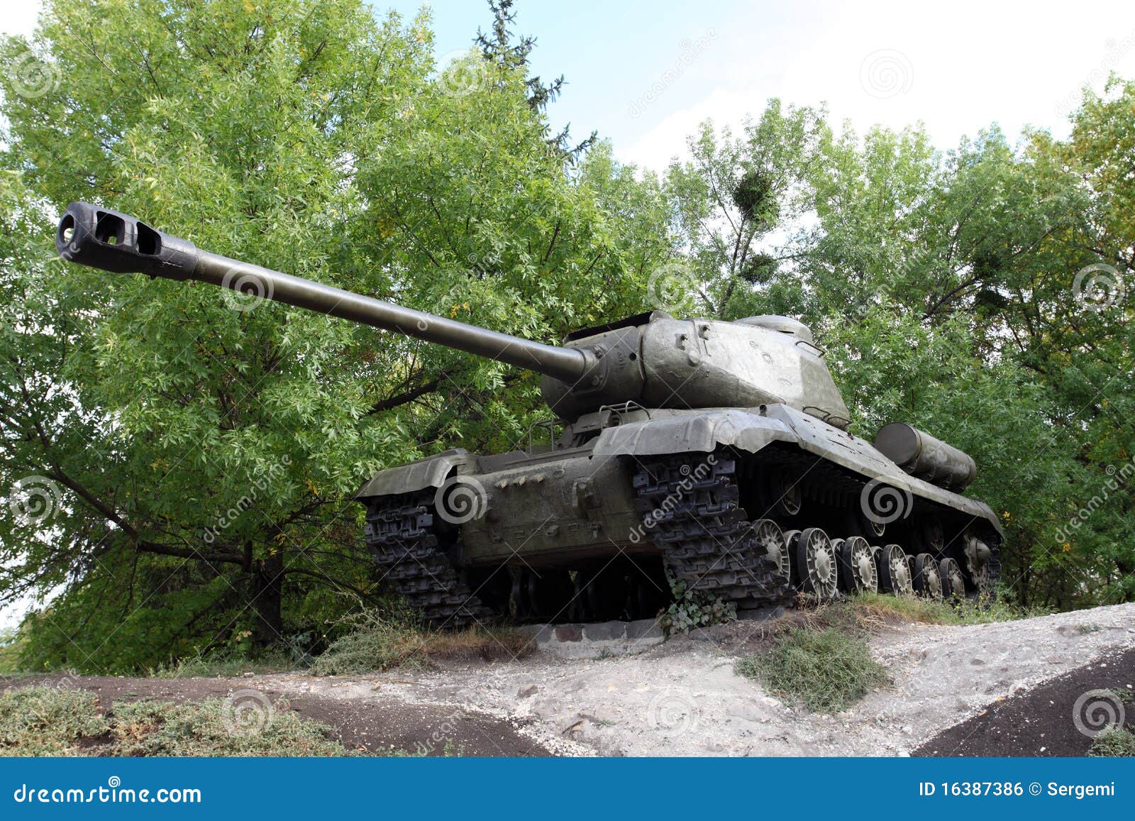 Russian tank stock photo. Image of history, cannon, metal - 16387386