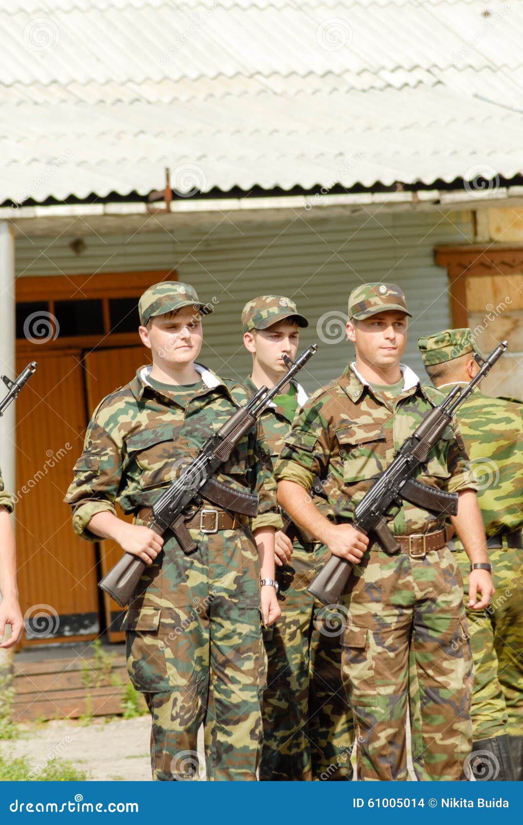 Russisch leger redactionele stock afbeelding. Image of mens - 61005014