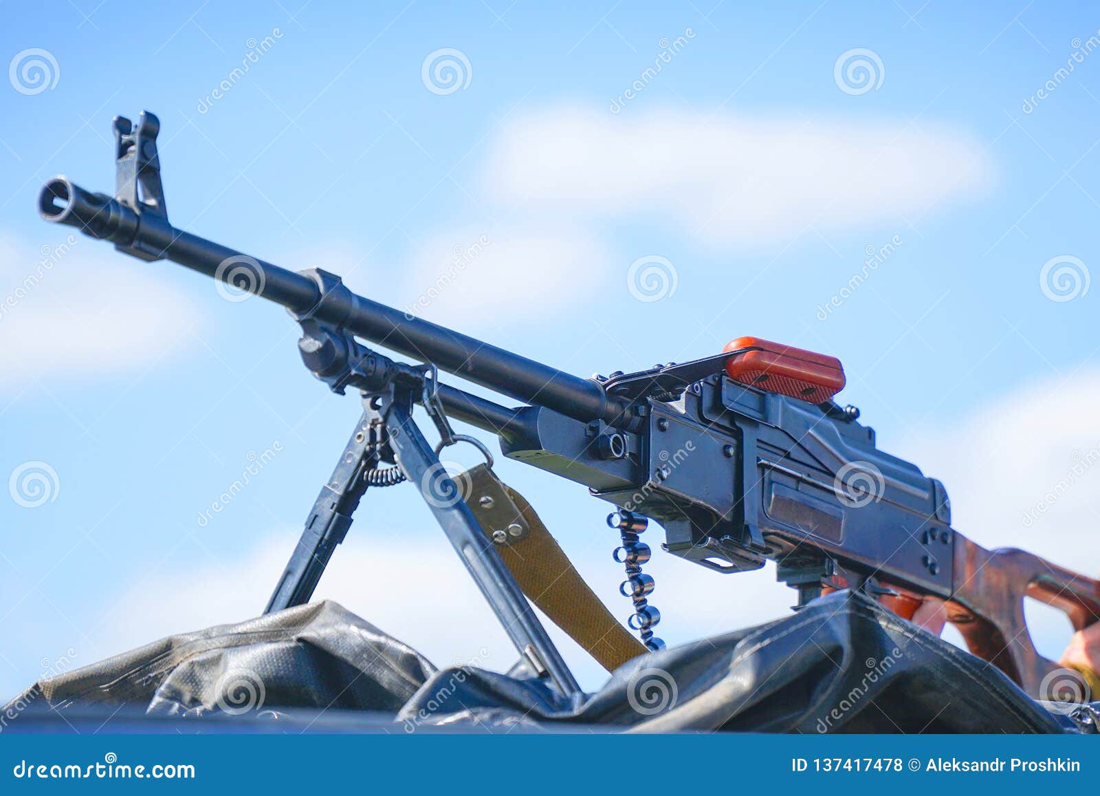 Russisch machinegeweer stock foto. Image of automatisch - 137417478