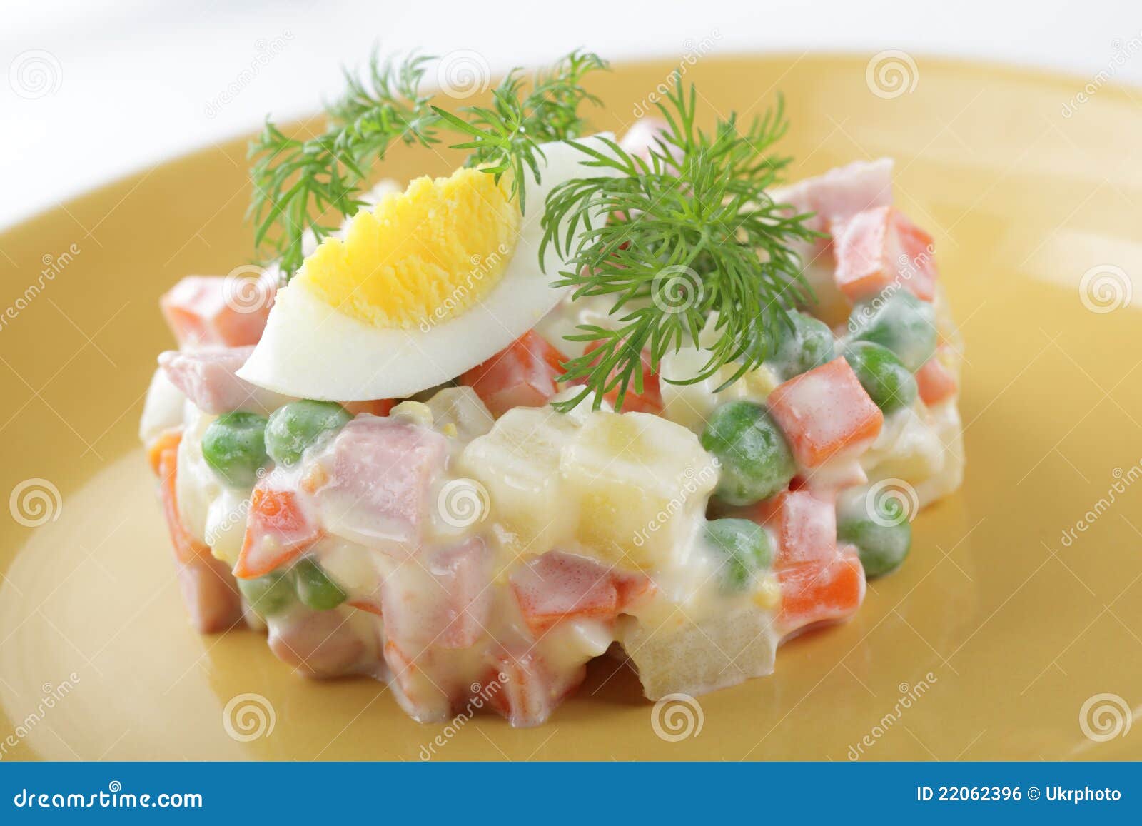 Russischer Salat stockfoto. Bild von gelb, gekocht, russisch - 22062396