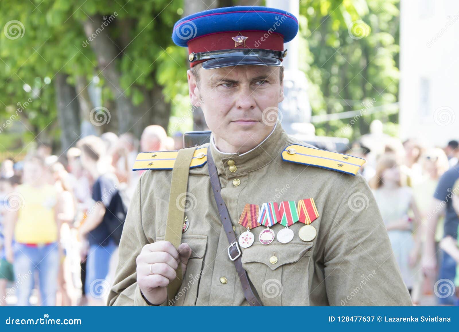 Russischer Soldat redaktionelles stockfotografie. Bild von soldat ...