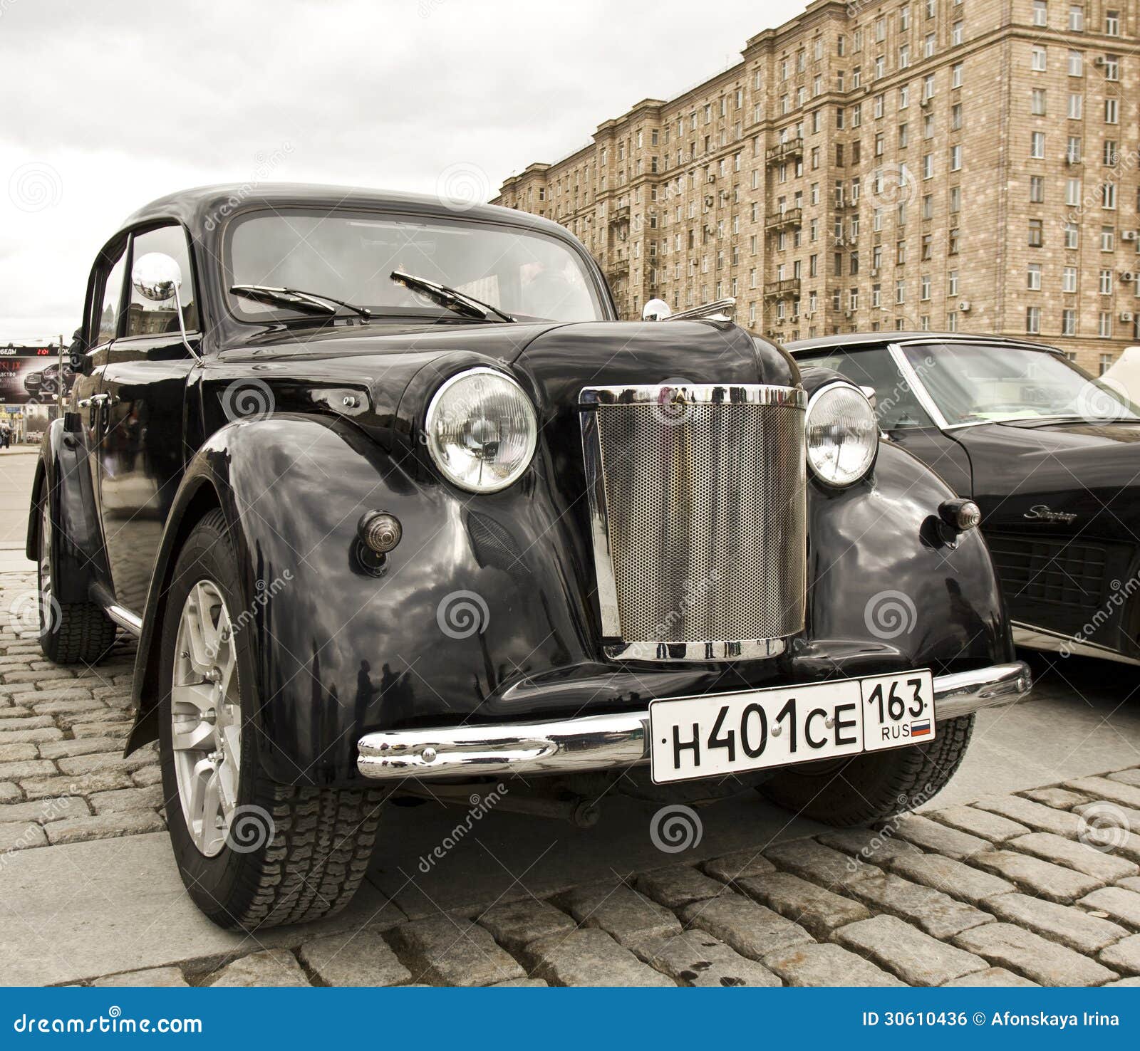 Russisches Retro- Auto Moskvich Redaktionelles Foto - Bild von antike ...