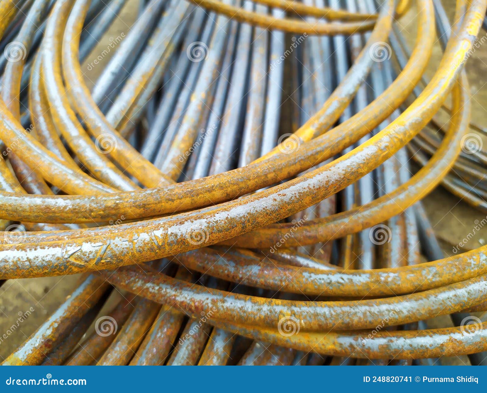 Rust in the concrete stock image. Image of cracked, effect - 248820741