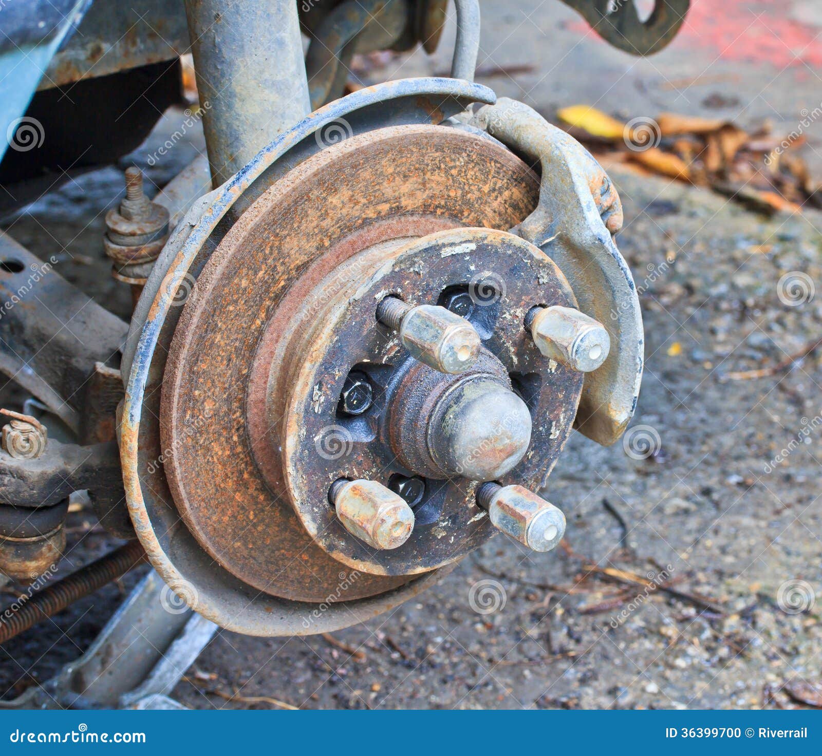 Rust Disc Brake and Caliper Stock Photo - Image of cars, holding: 36399700