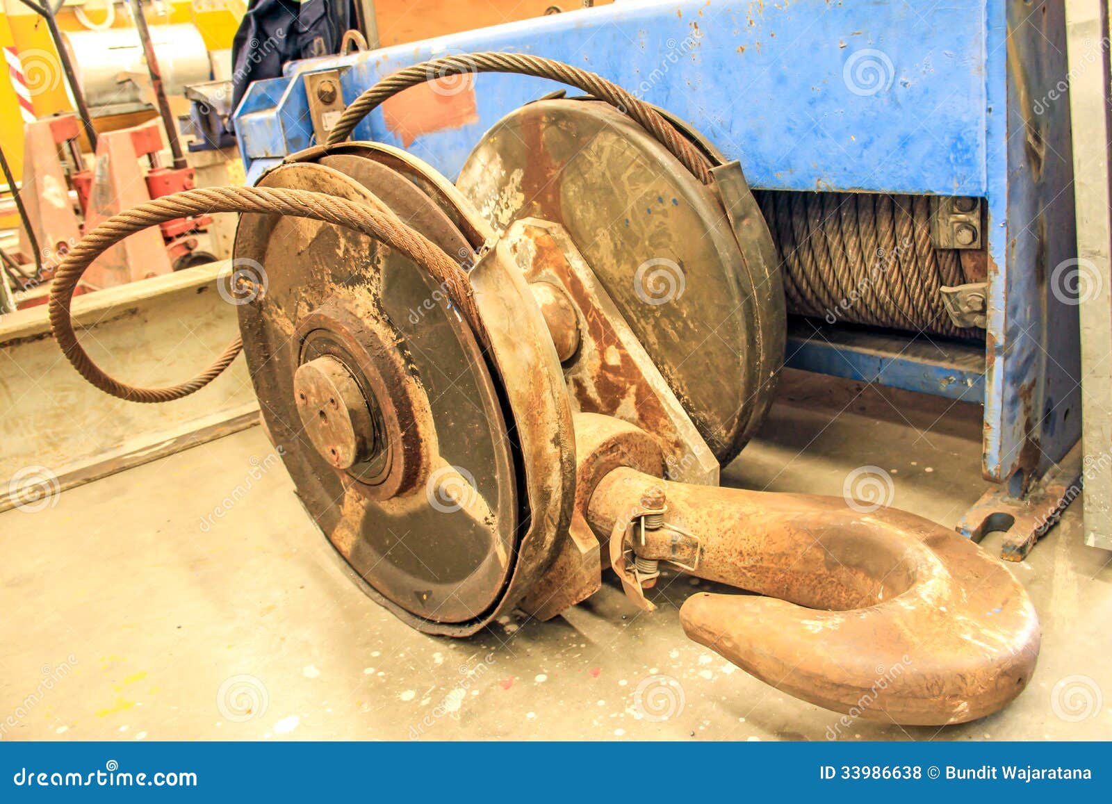 Rust Hoist stock photo. Image of hoist, lift, cargo, industry - 33986638