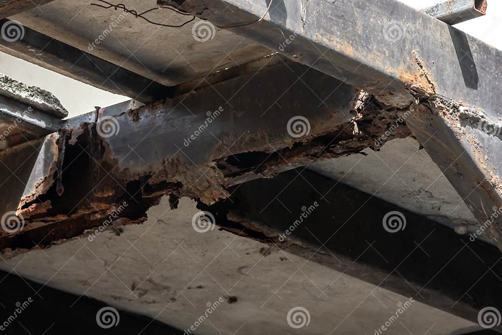 Rust on Steel Structural Columns Stock Image - Image of aged, frame ...