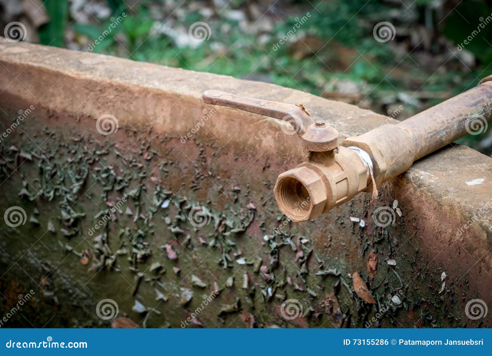 Rust valve and pipe stock photo. Image of industrial - 73155286