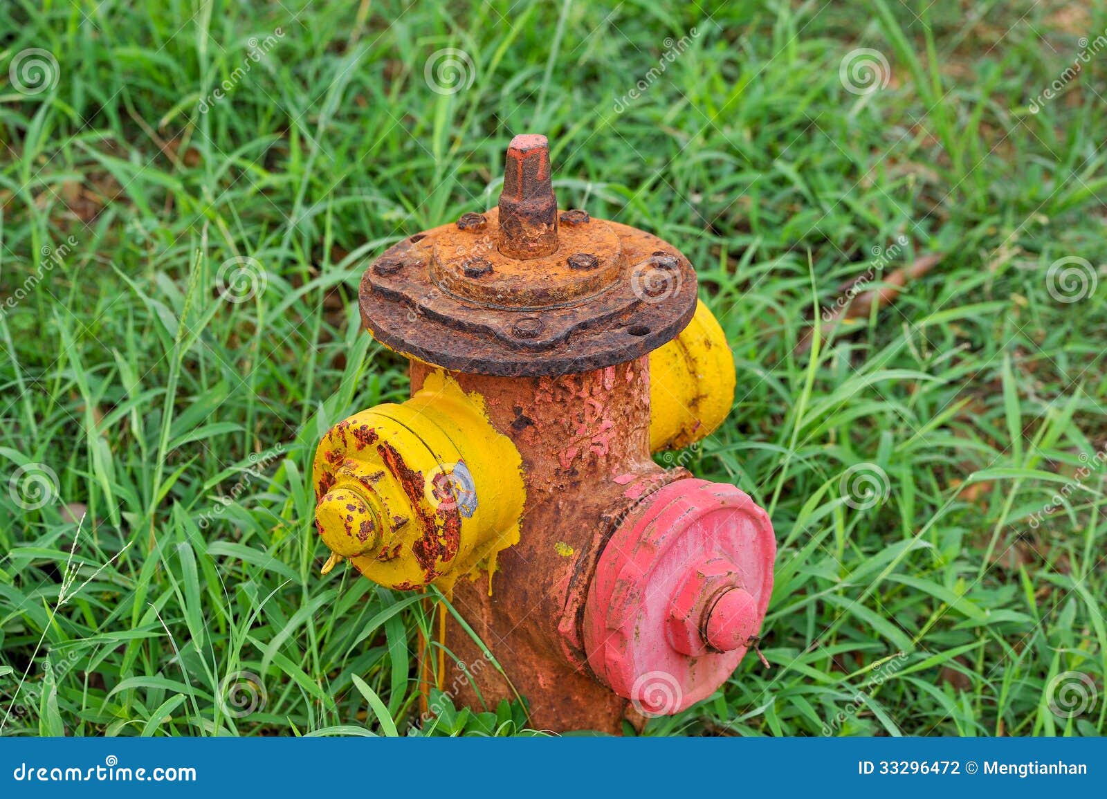 Rusted fire hydrant stock photo. Image of outside, rescue - 33296472