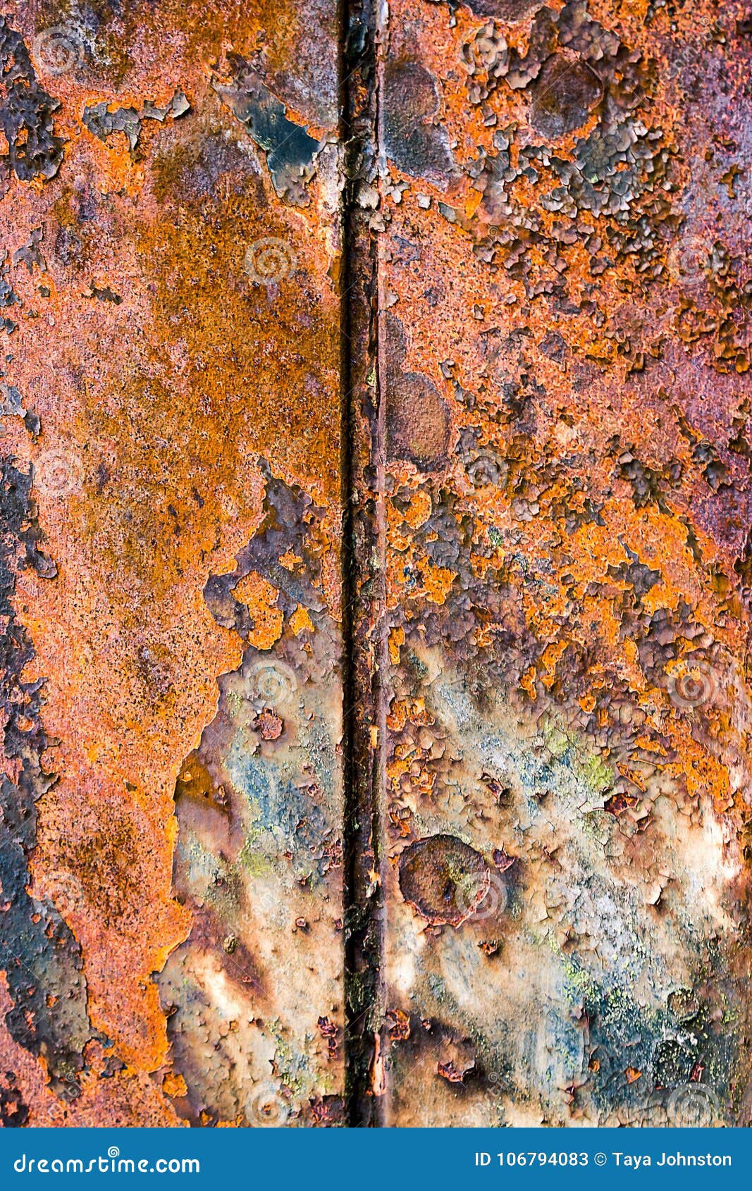 Rusted metal support stock image. Image of plate, detail - 106794083