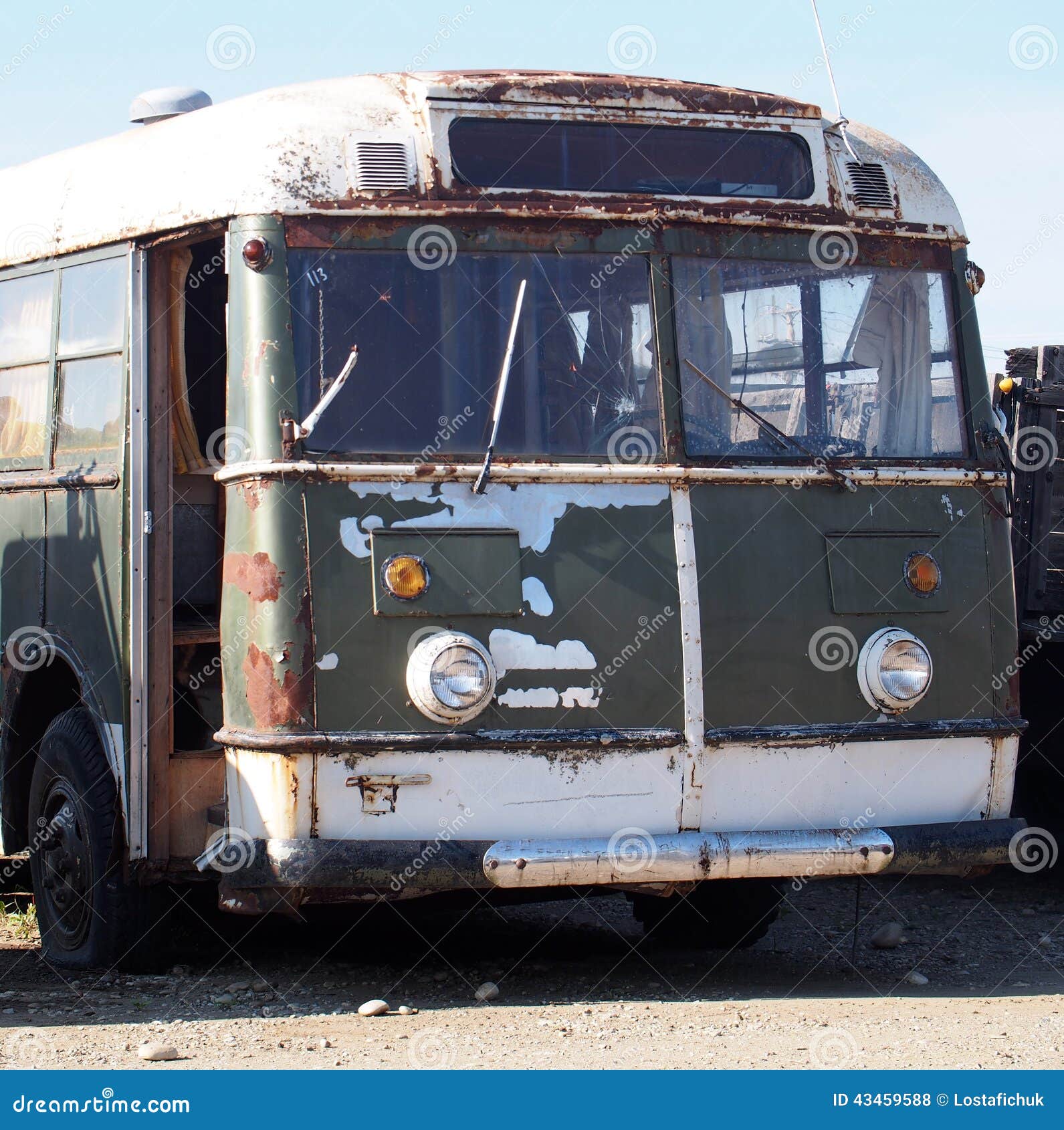 Rusted Out Old Bus editorial stock photo. Image of rusty - 43459588