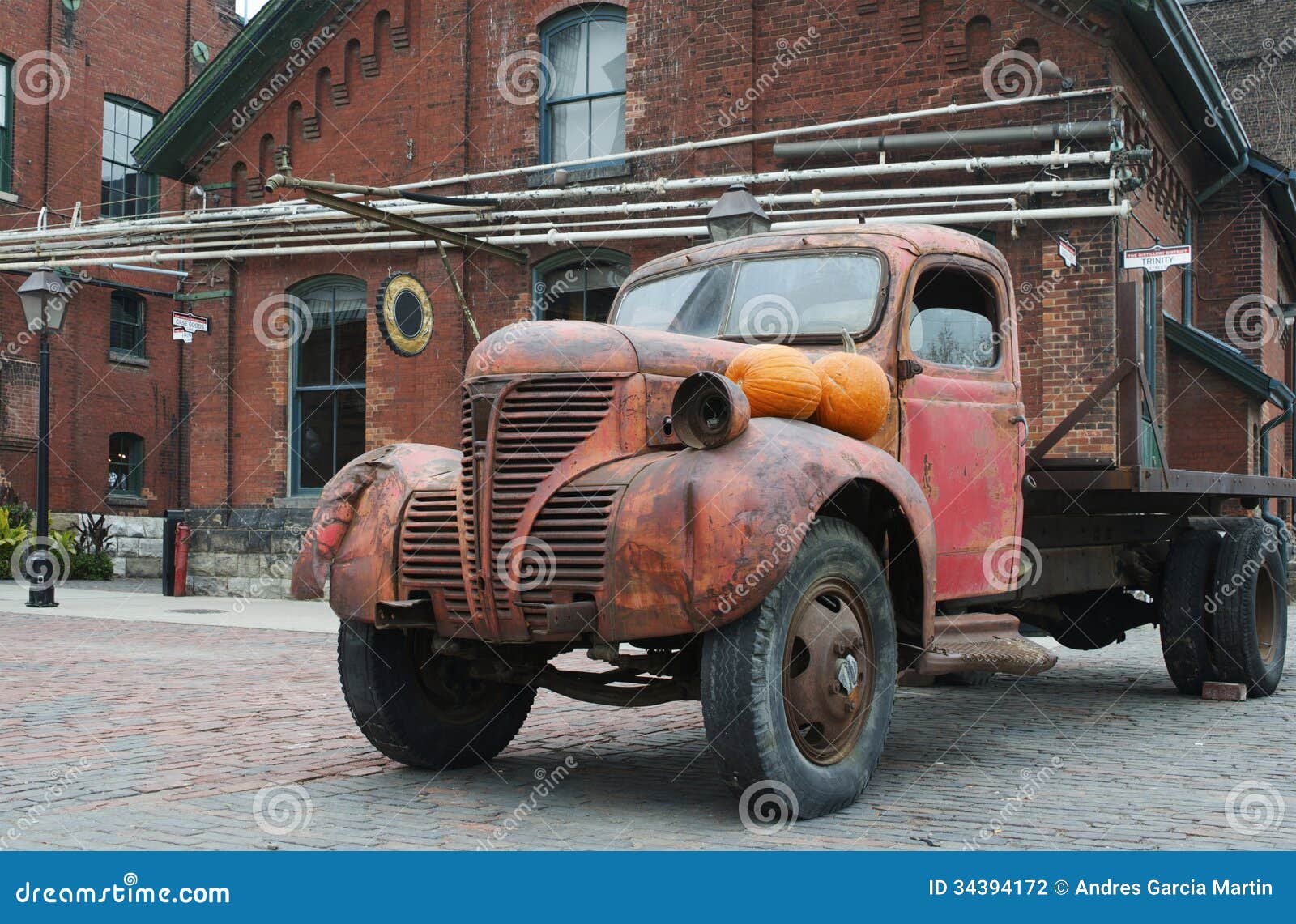 Rusted Out Truck stock photo. Image of wreck, antique - 34394172