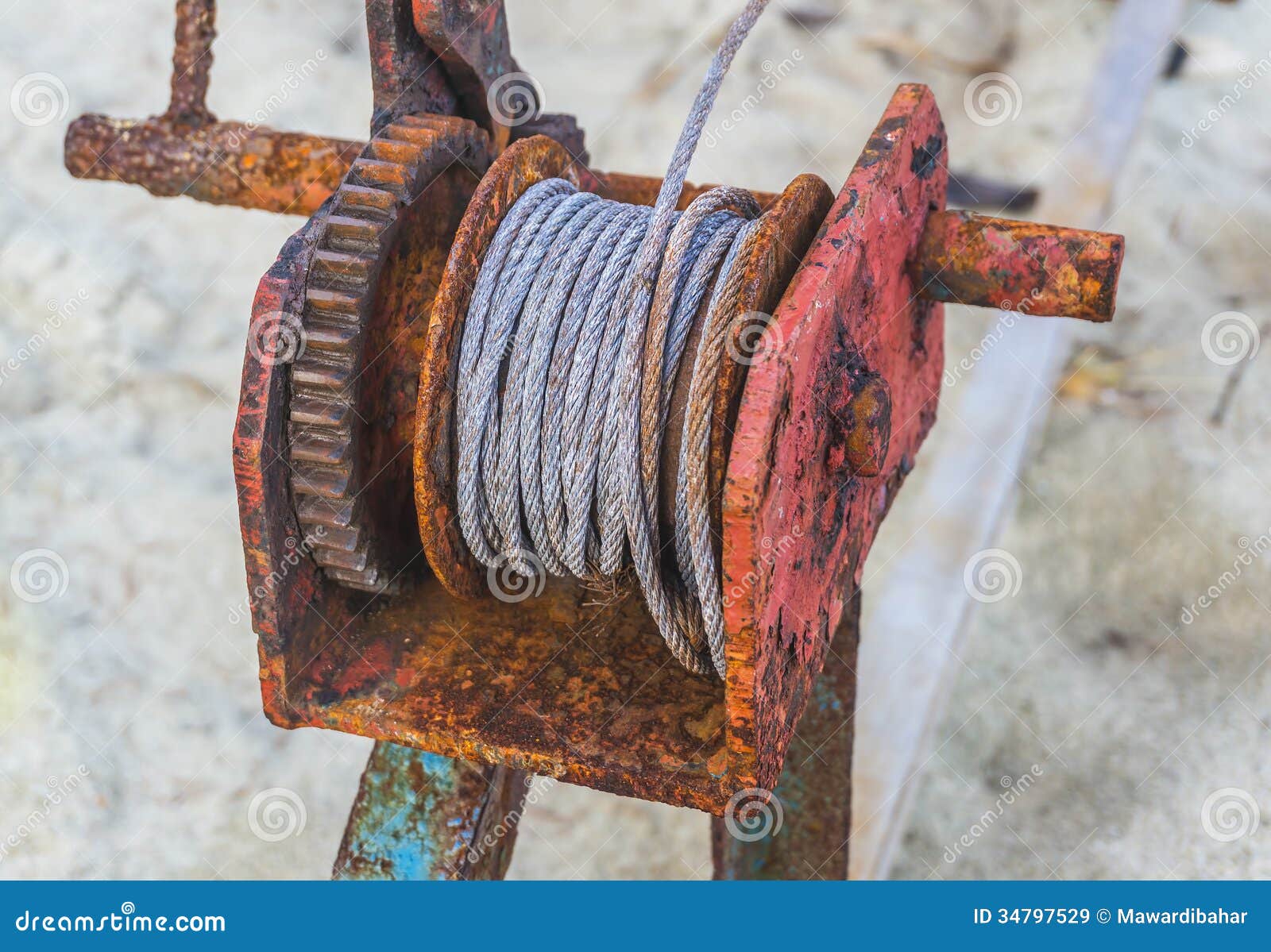 Rusted steel wire rope stock image. Image of heavy, horizontal - 34797529