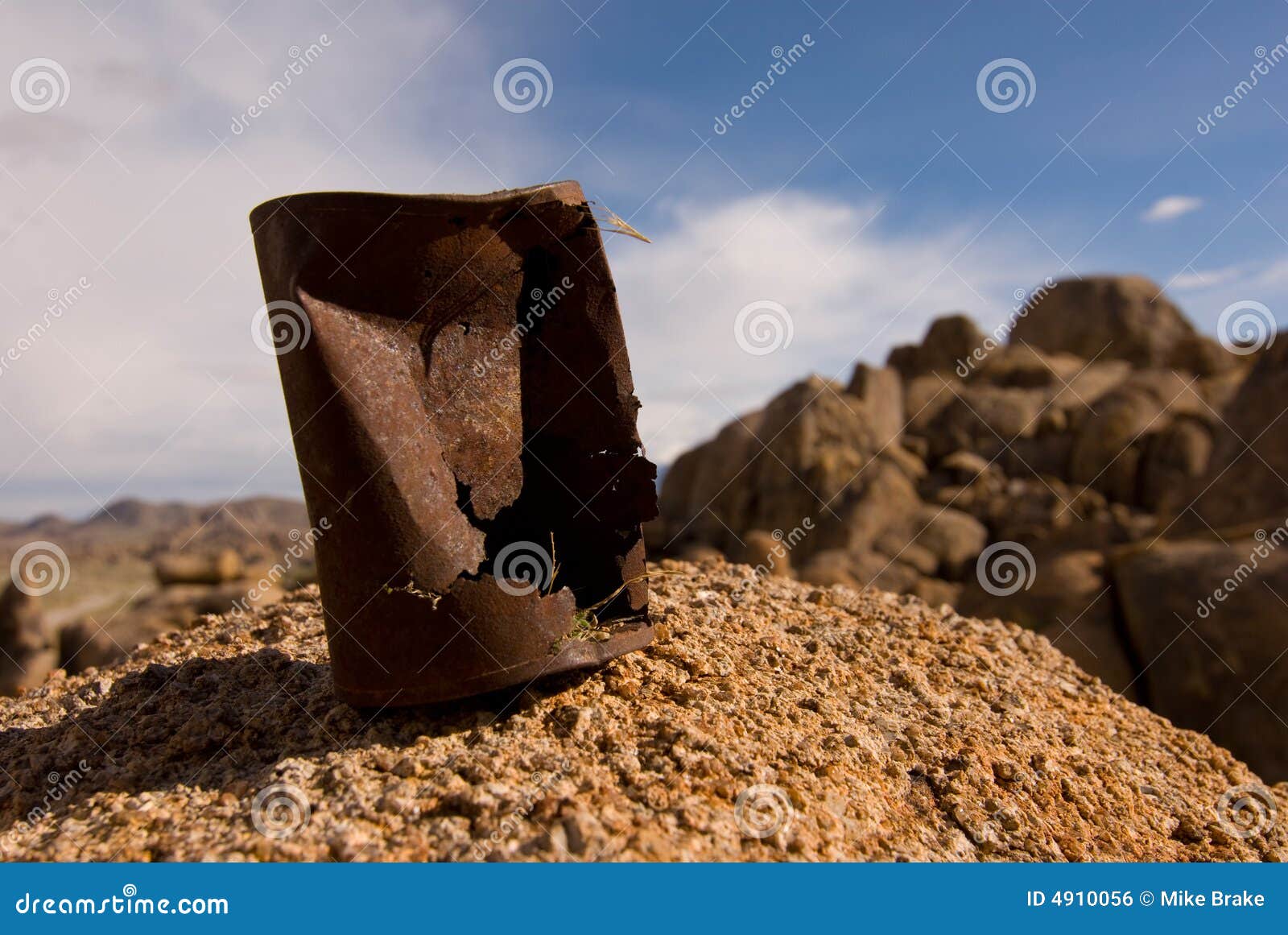 Rusted tin can in desert stock photo. Image of rust, close - 4910056