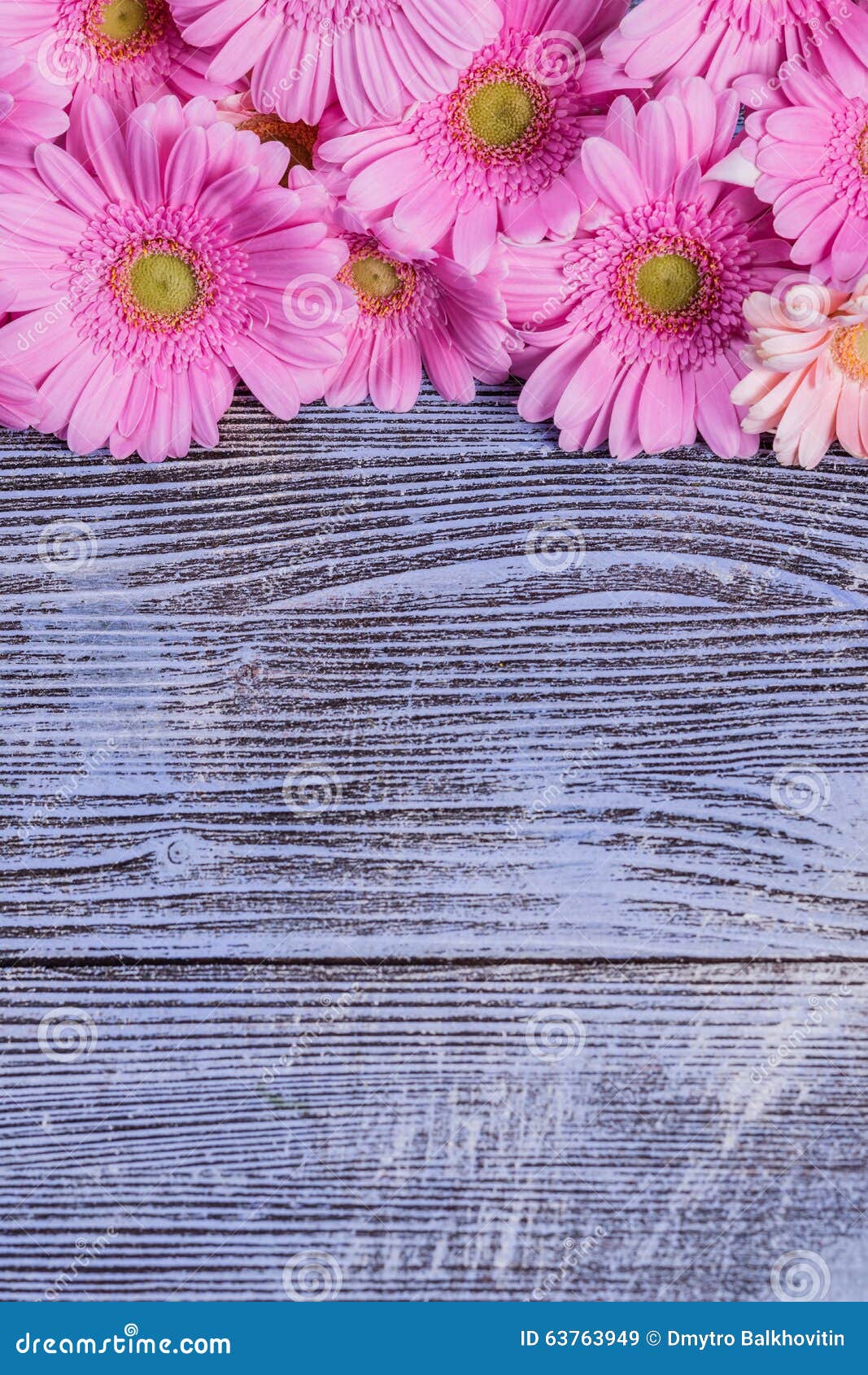 Rustic Background with Flowers Stock Image - Image of pink, celebrate ...