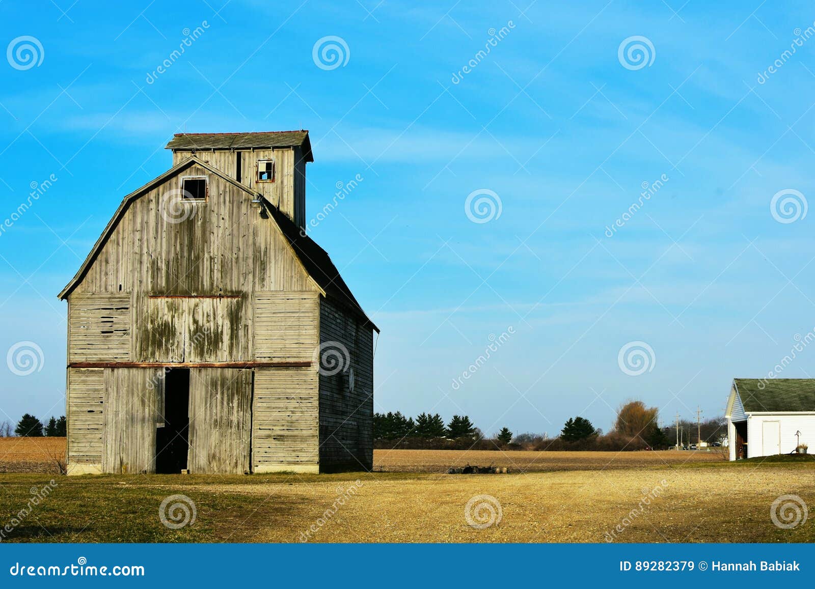 Rustic Barn Scene stock image. Image of wood, county - 89282379