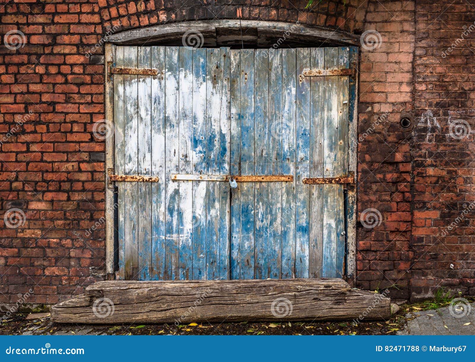 Rustic Brick Warehouse stock photo. Image of terracotta - 82471788