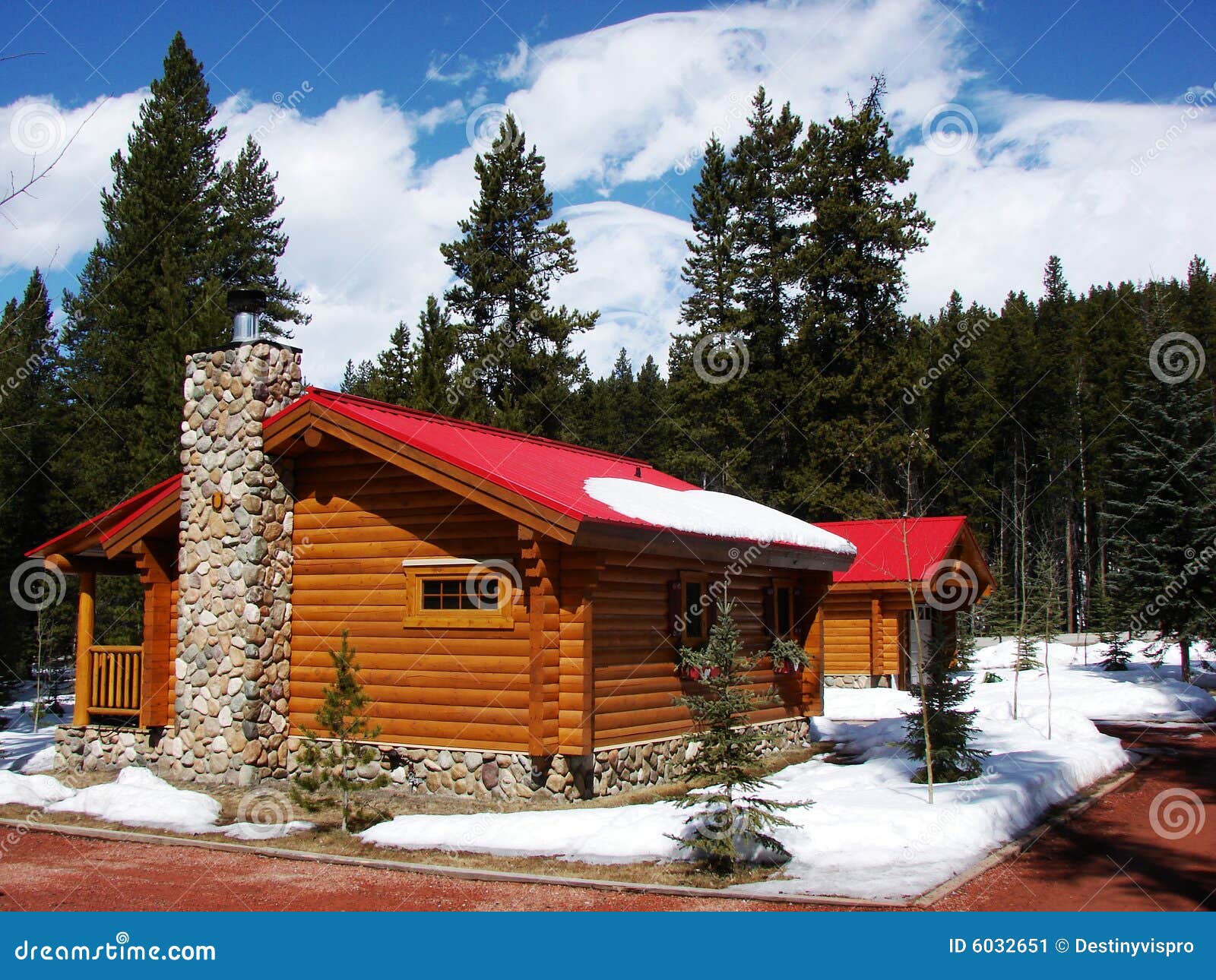Rustic Cabin With Red Roof Stock Image - Image: 6032651