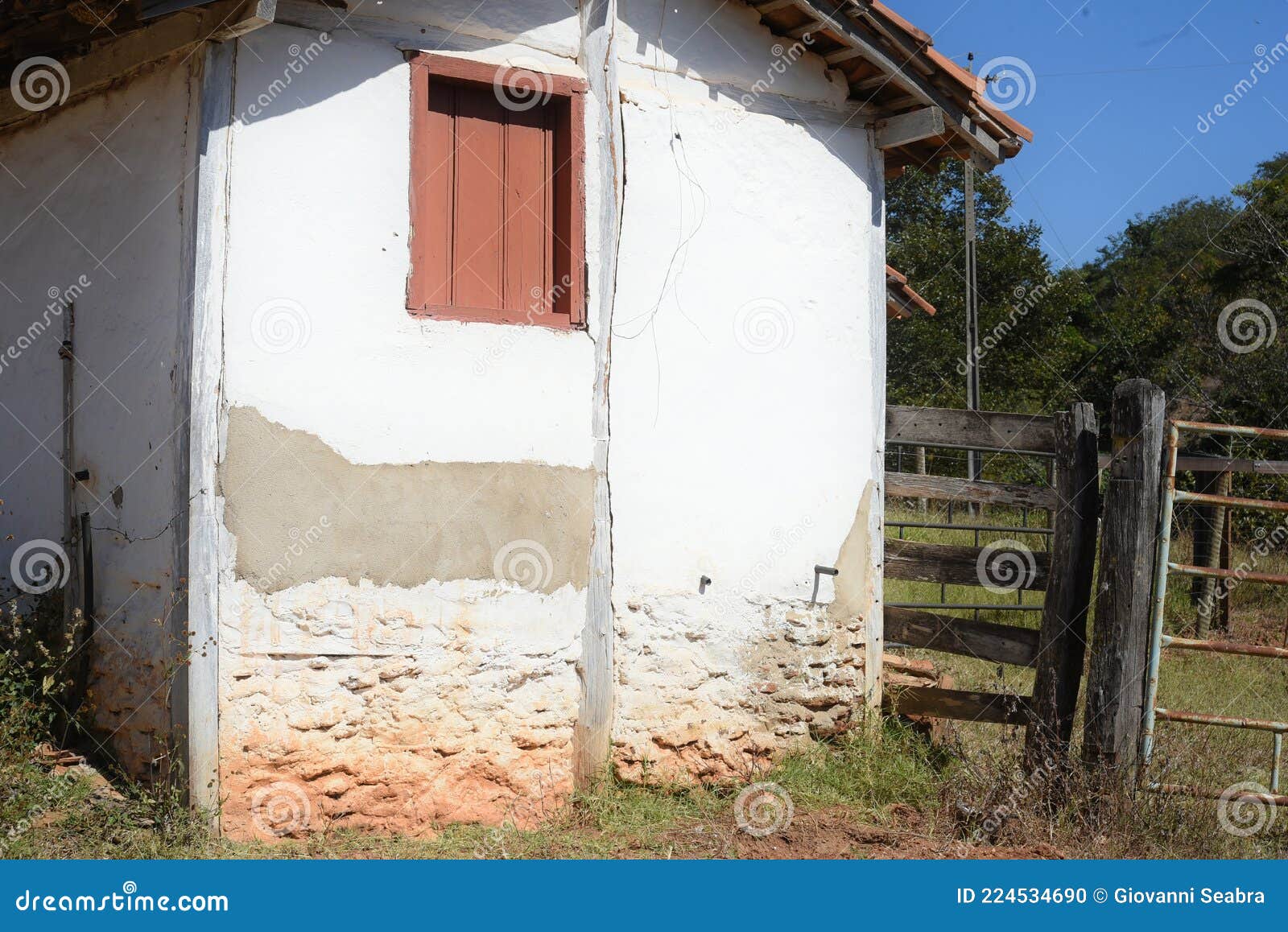 Rustic Colonial House on a Typical Rural Farm in Brazil Stock Photo ...