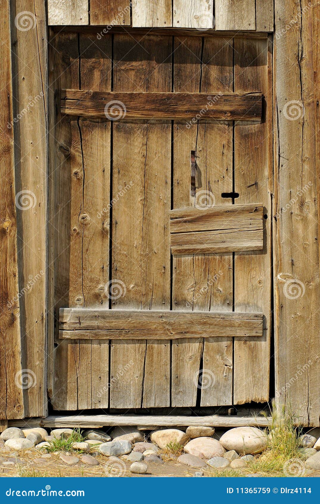 Rustic Door Stock Photography | CartoonDealer.com #11550392