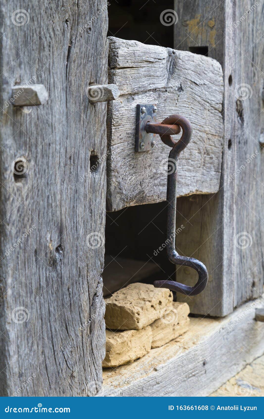 Rustic Door Latch on Wooden Door Stock Photo - Image of design, hanger ...