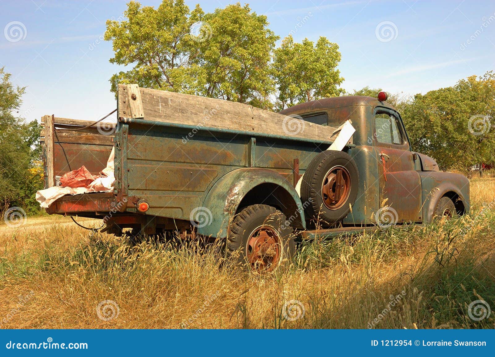 Rustic Farm Truck stock photo. Image of vintage, retirement - 1212954