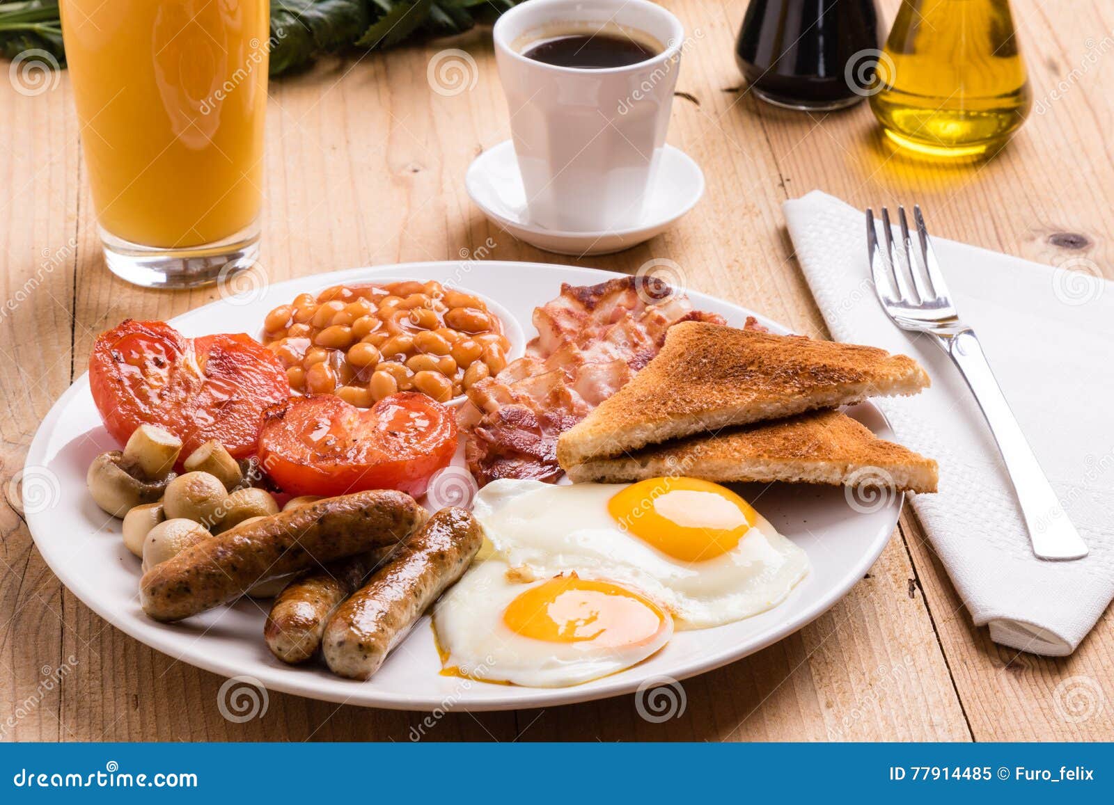 Rustic Full English Breakfast Stock Image - Image of greasy, plate ...