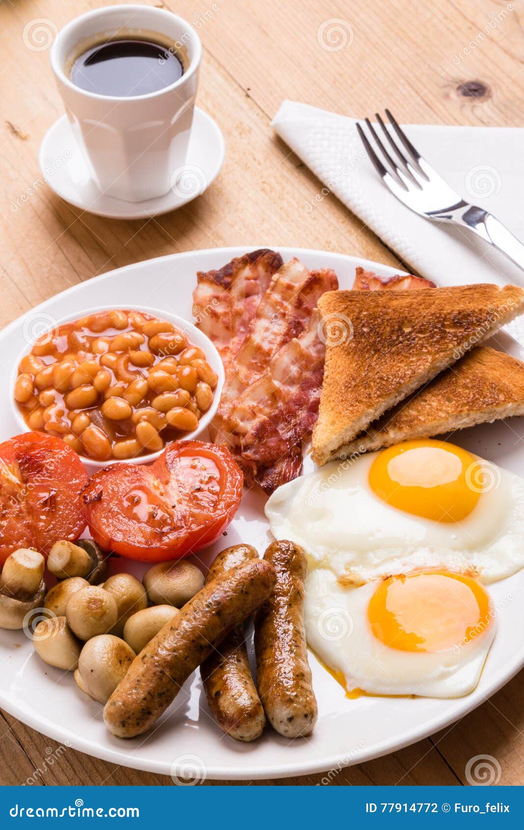 Rustic Full English Breakfast Stock Photo - Image of english, mushroom ...