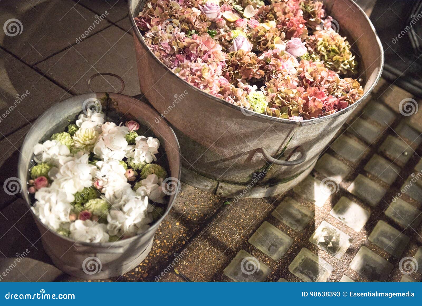 Rustic Galvanised Pails Filled With Summer Flowers Stock Image - Image ...