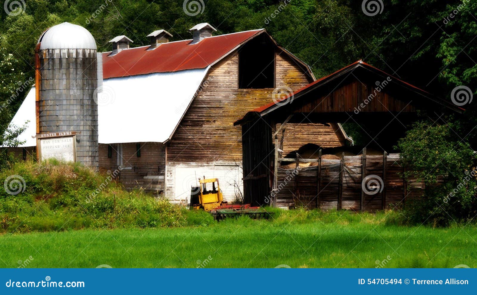 Rustic Large Barn Hood Canal Washington State USA Stock Photo - Image ...