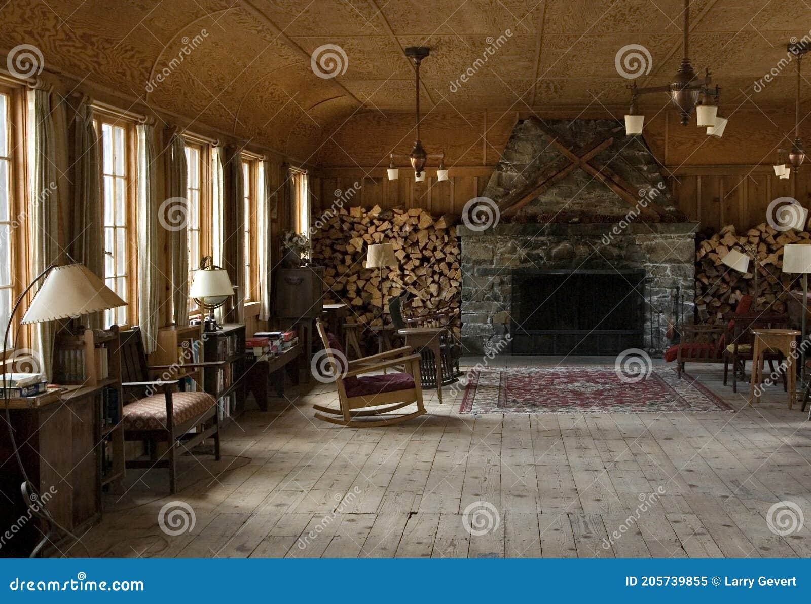 Rustic lodge interior stock image. Image of dwelling - 205739855