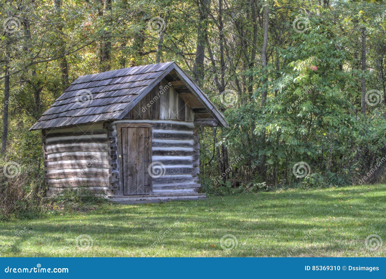 Rustic Log Outbuilding stock photo. Image of cottage - 85369310