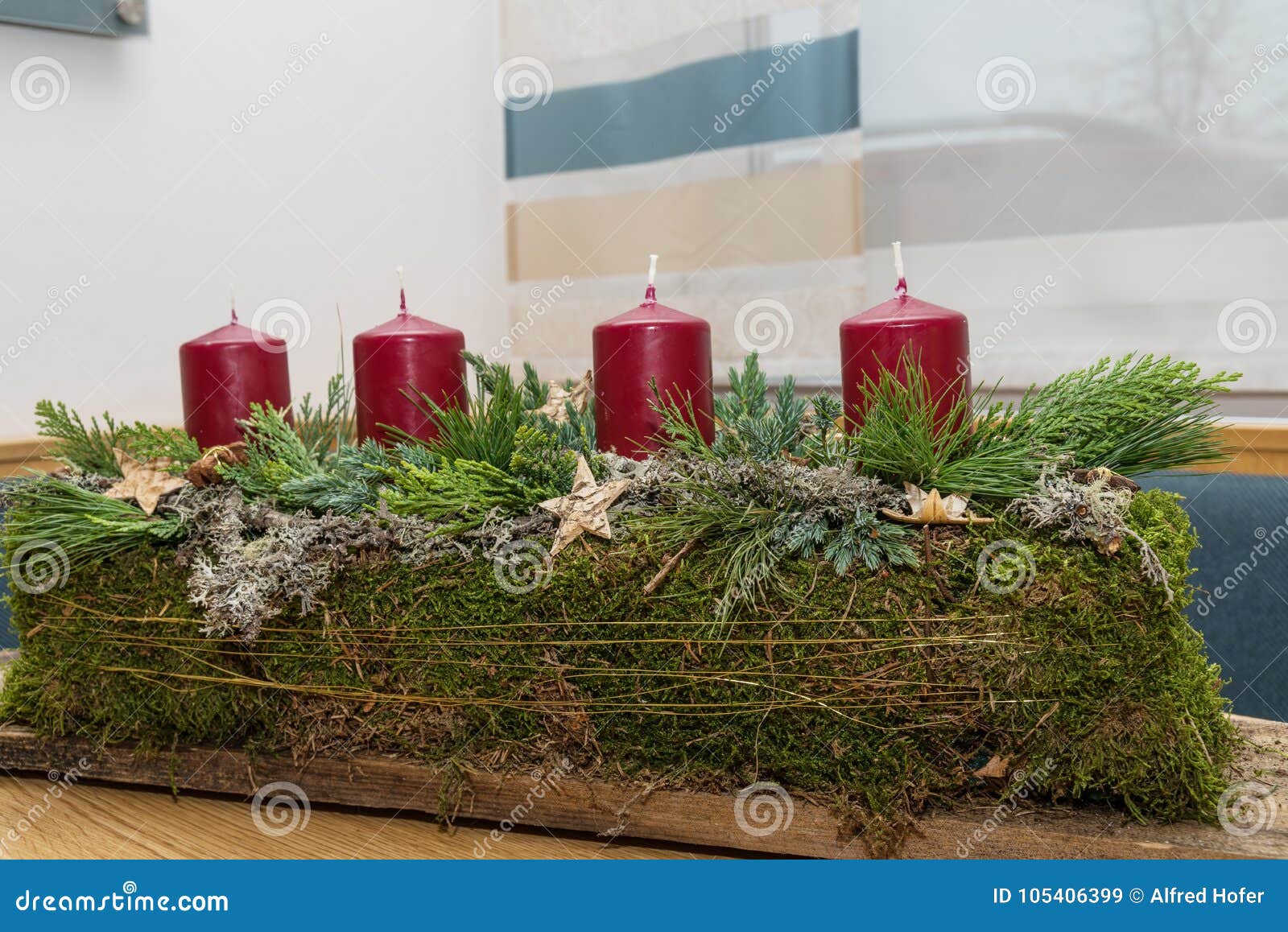 Rustic Oblong Advent Wreath Stock Photos - Free & Royalty-Free Stock ...