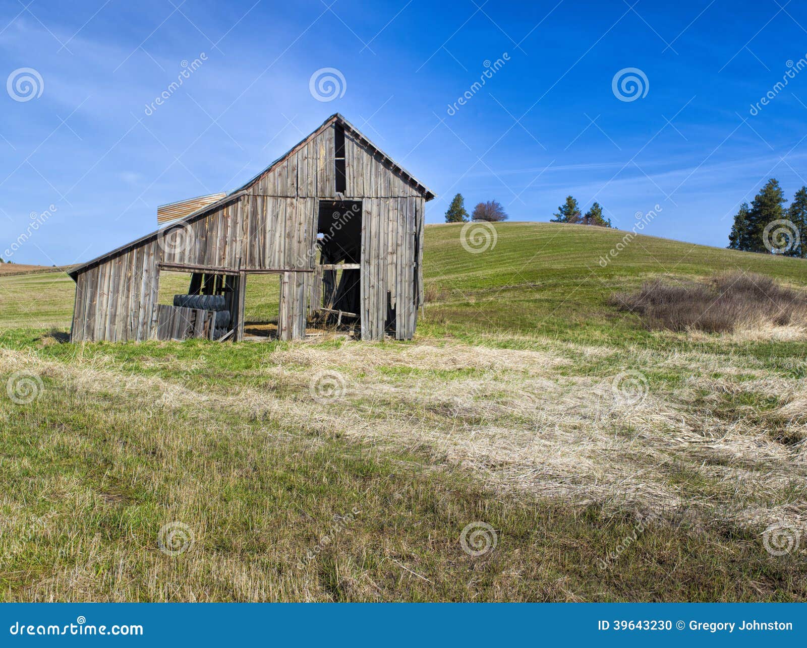 Rustic old barn in field. stock photo. Image of outside - 39643230