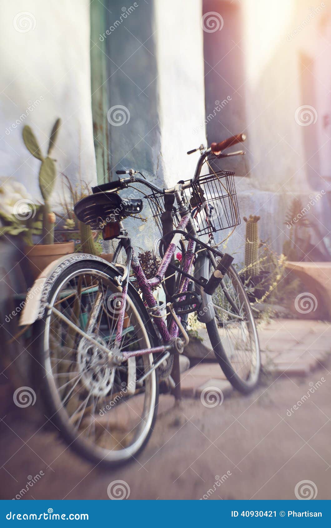 Rustic Old Bike Traditional Old Home Stock Image - Image of lone, door ...