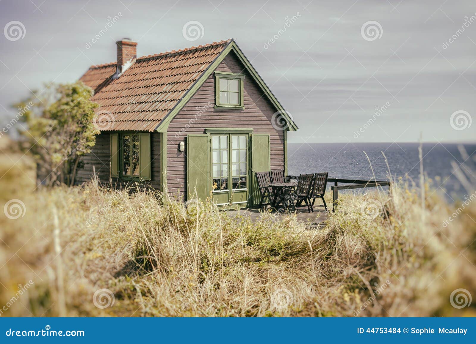 Rustic Beach Cottage Stock Photos - Download 677 Royalty Free Photos