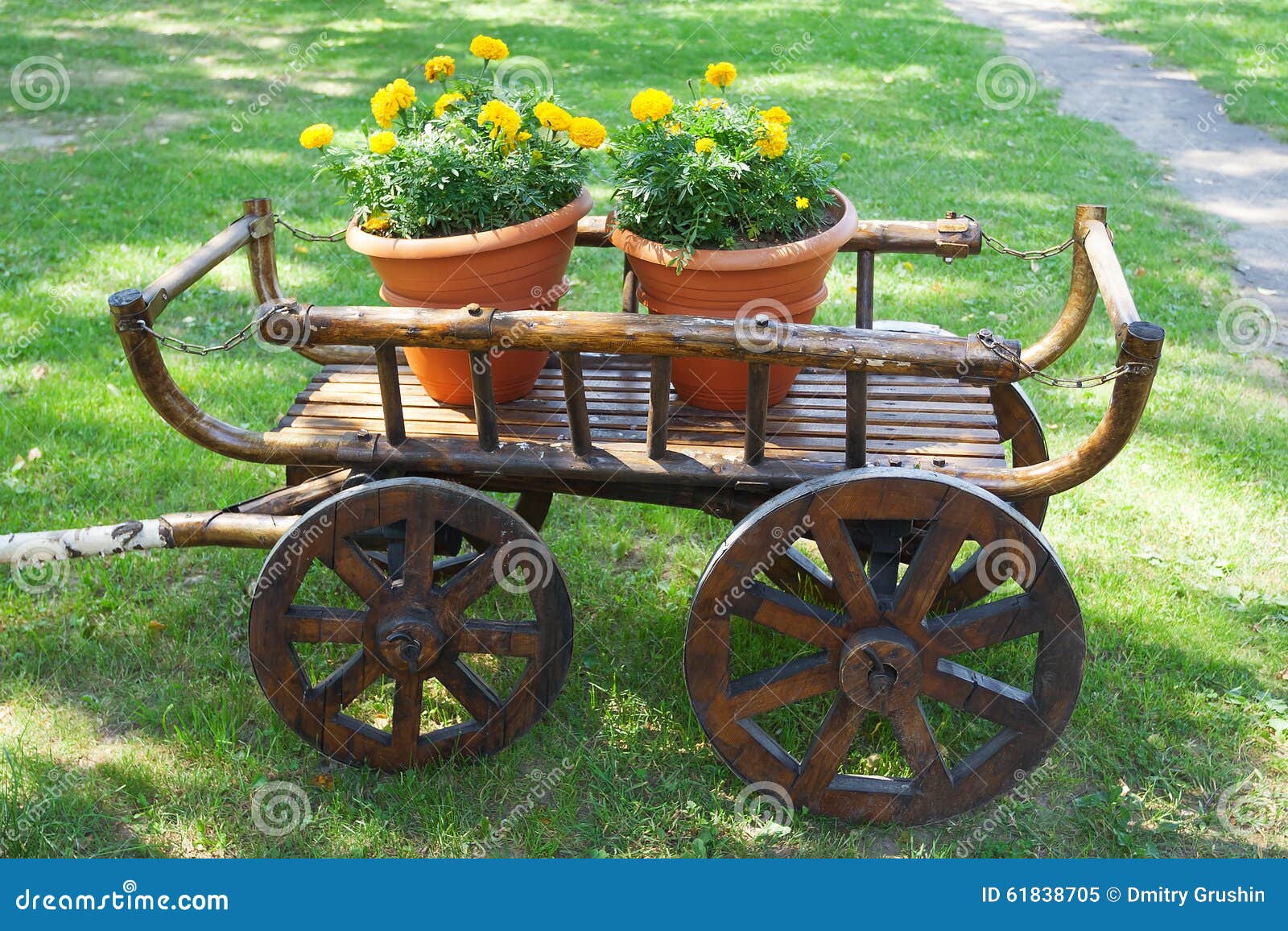 Rustic Frontier Wagon Design