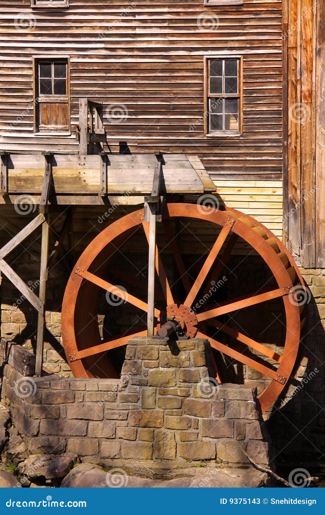 Rustic Wheel on Water Mill stock image. Image of stream - 9375143