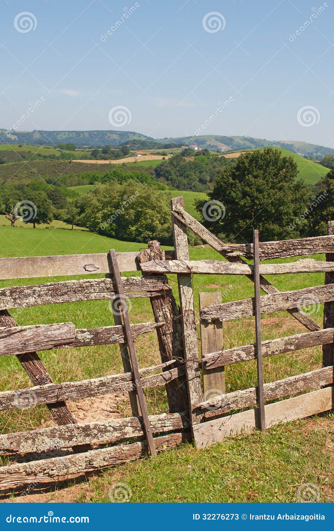 Rustic Wooden Barrier Un a Green Field Stock Image - Image of gate ...