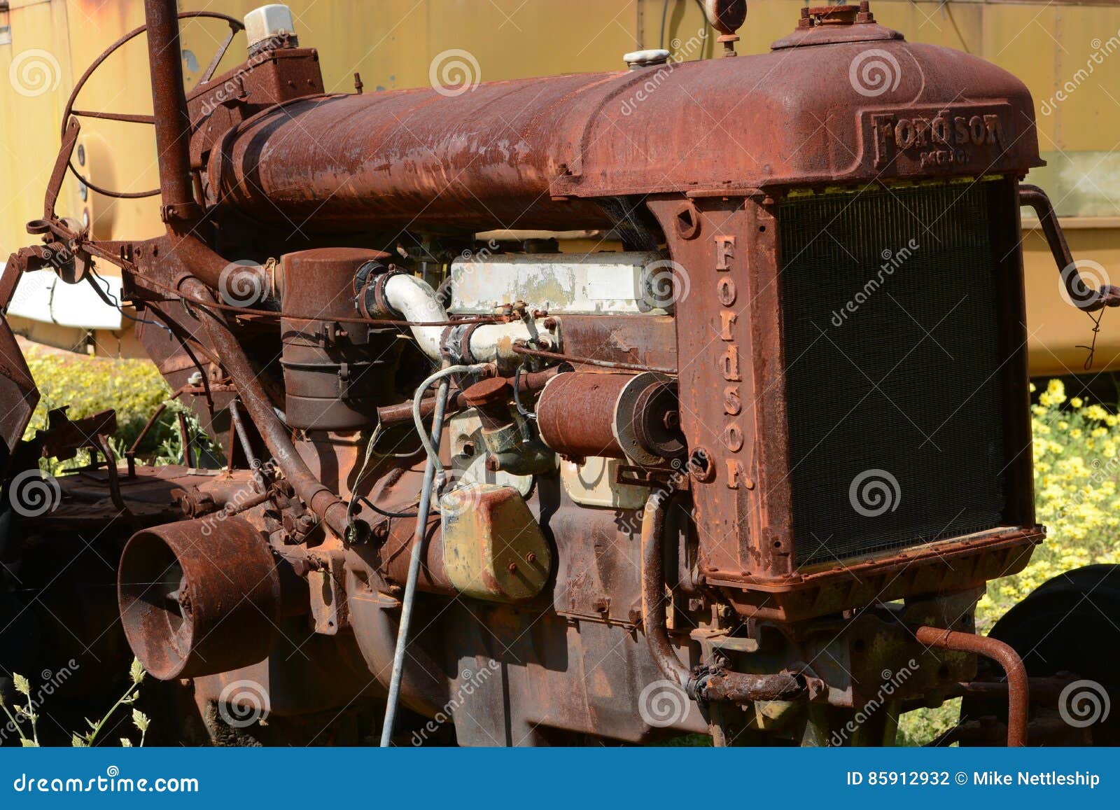 Rusting Old Fordson Agricultural Tractor Editorial Photography - Image ...