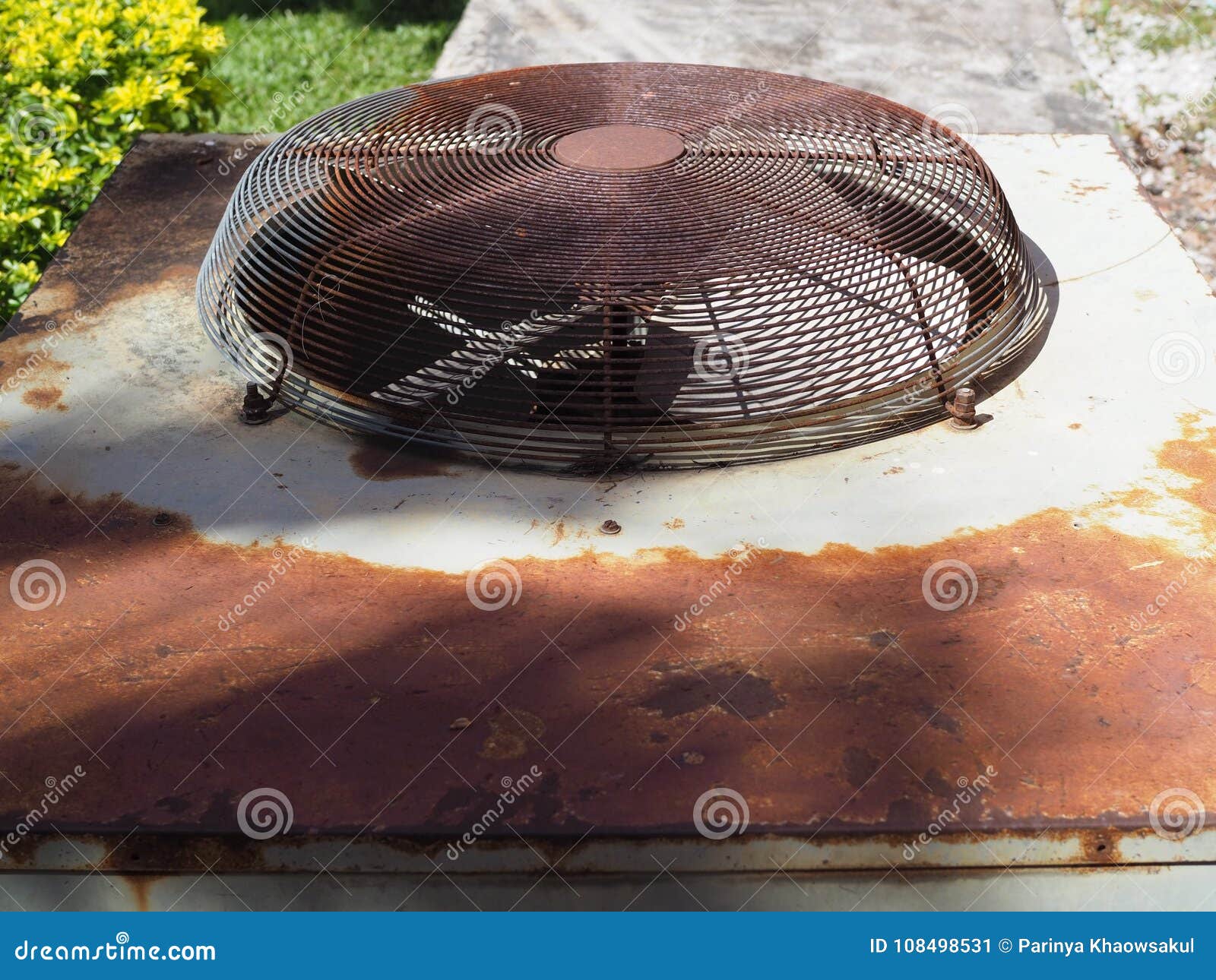 Rusty air condition stock image. Image of broke, rust - 108498531