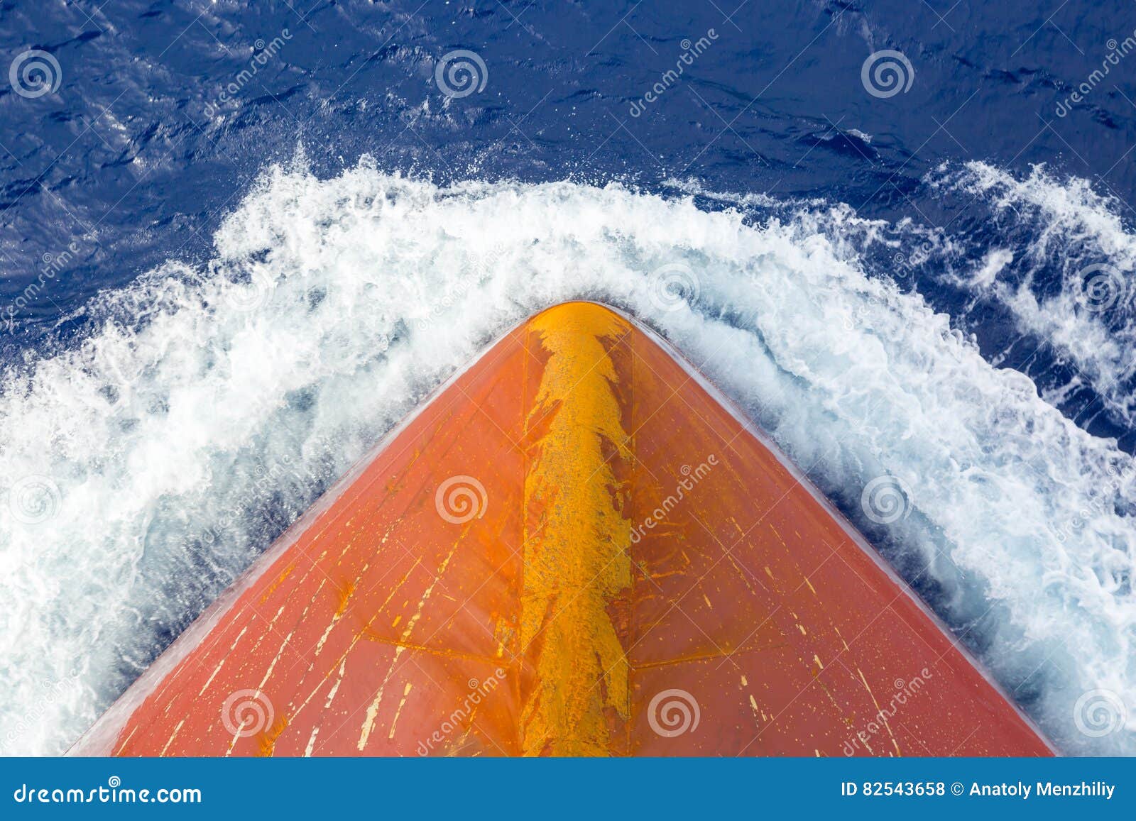 Rusty Bulb in the Blue Ocean. Stock Photo - Image of ocean, rust: 82543658