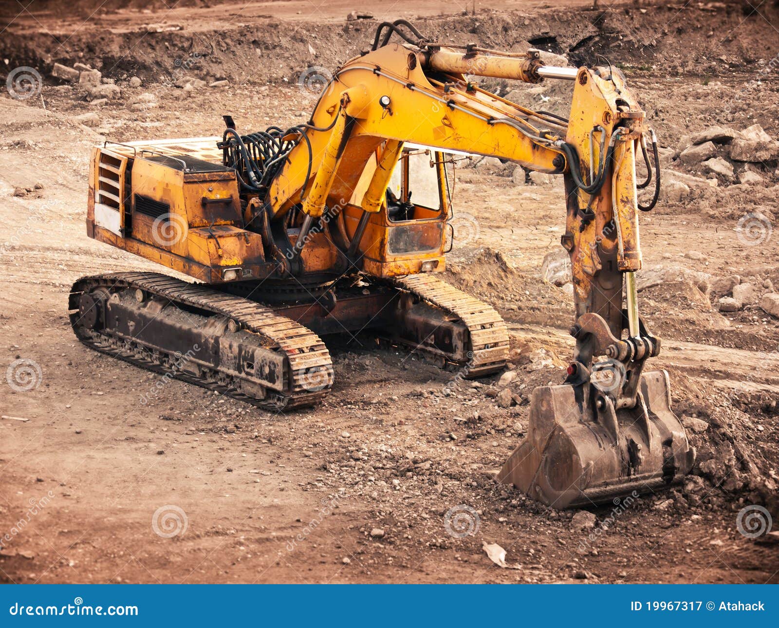 Rusty bulldozer stock image. Image of earth, industry - 19967317