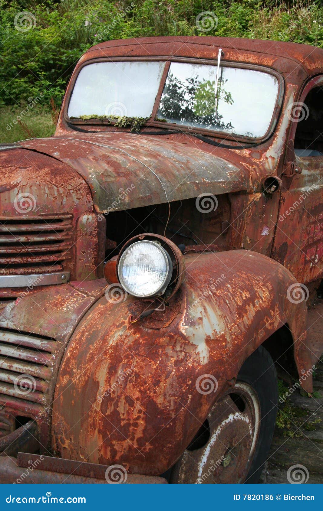 Rusty car stock photo. Image of ghost, grass, time, auto - 7820186