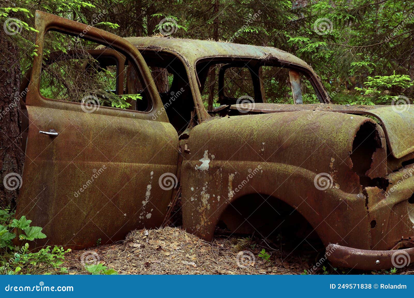 Rusty car wreck stock photo. Image of attraction, nature - 249571838