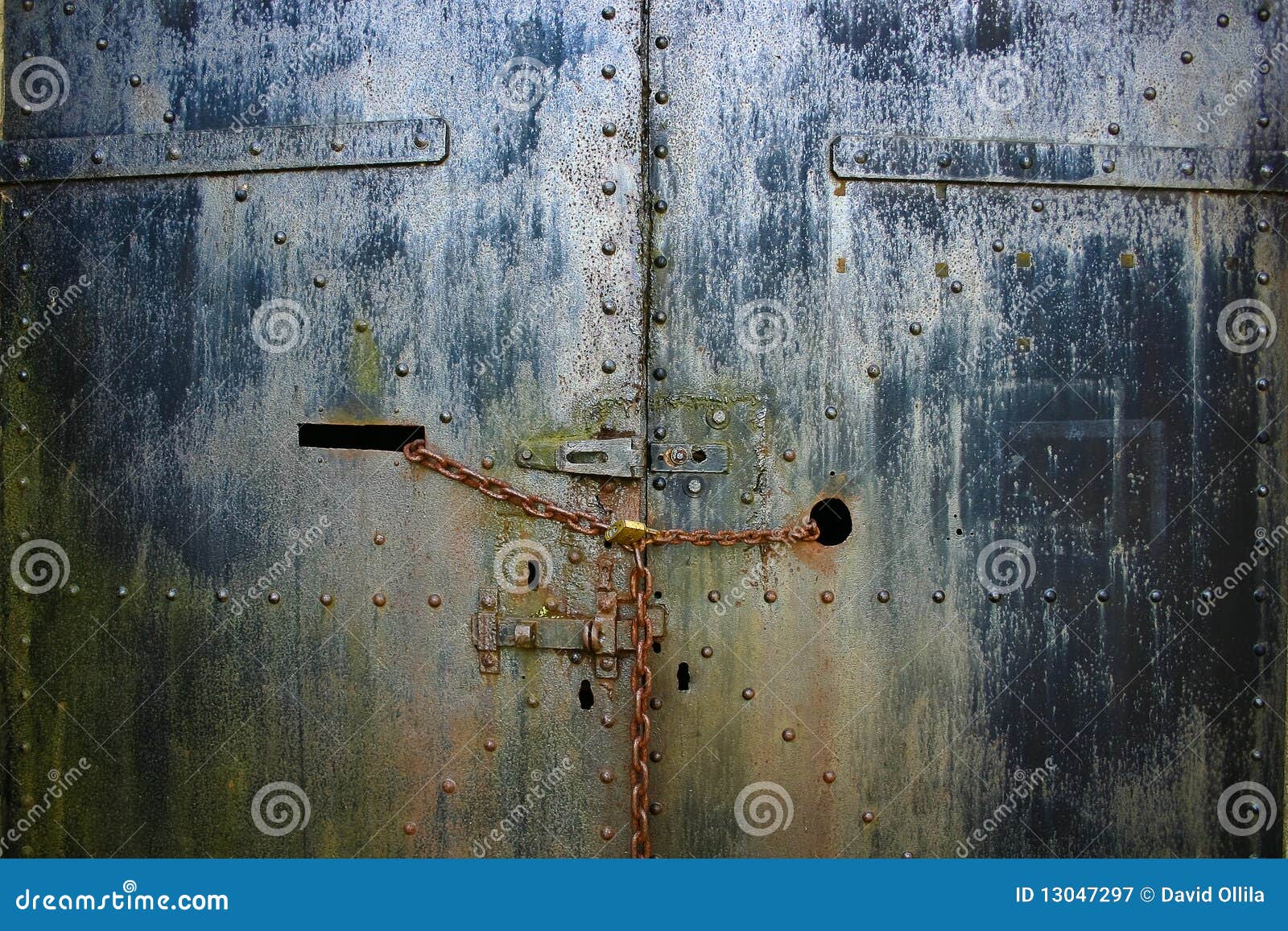 Rusty Chain, Lock and Steel Armory Doors Stock Image - Image of fort ...