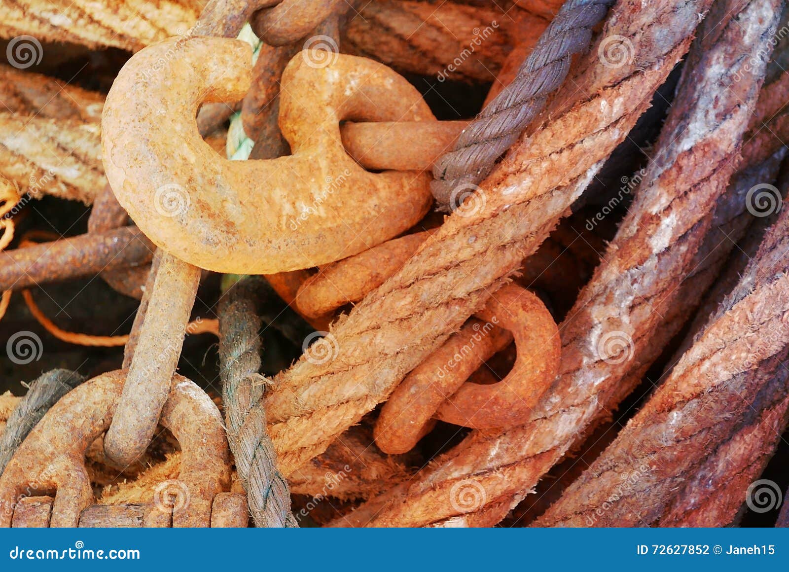 Rusty chain and rope stock photo. Image of backdrop, object - 72627852