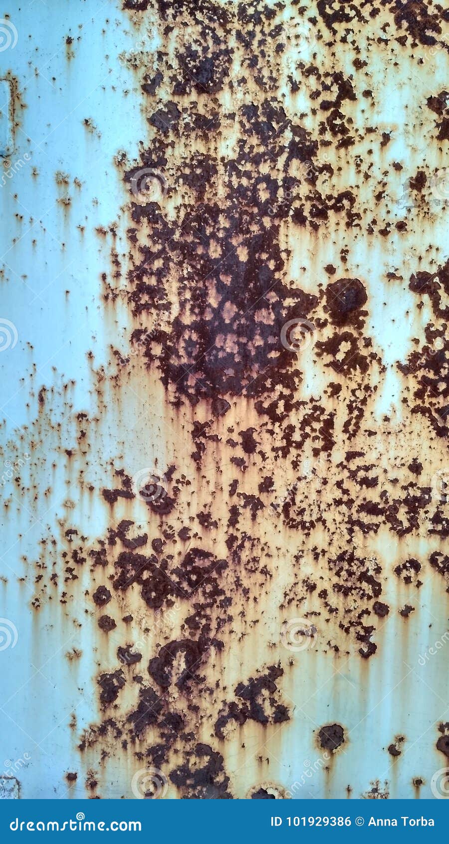 Rusty door texture stock photo. Image of crack, dirt - 101929386